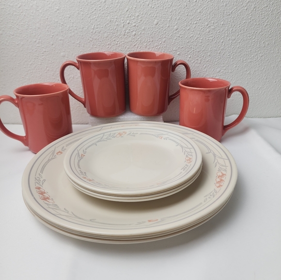 Corelle | Dining | Vintage Corelle Rose 2pc Dinnerware Set Wcoral Mugs ...